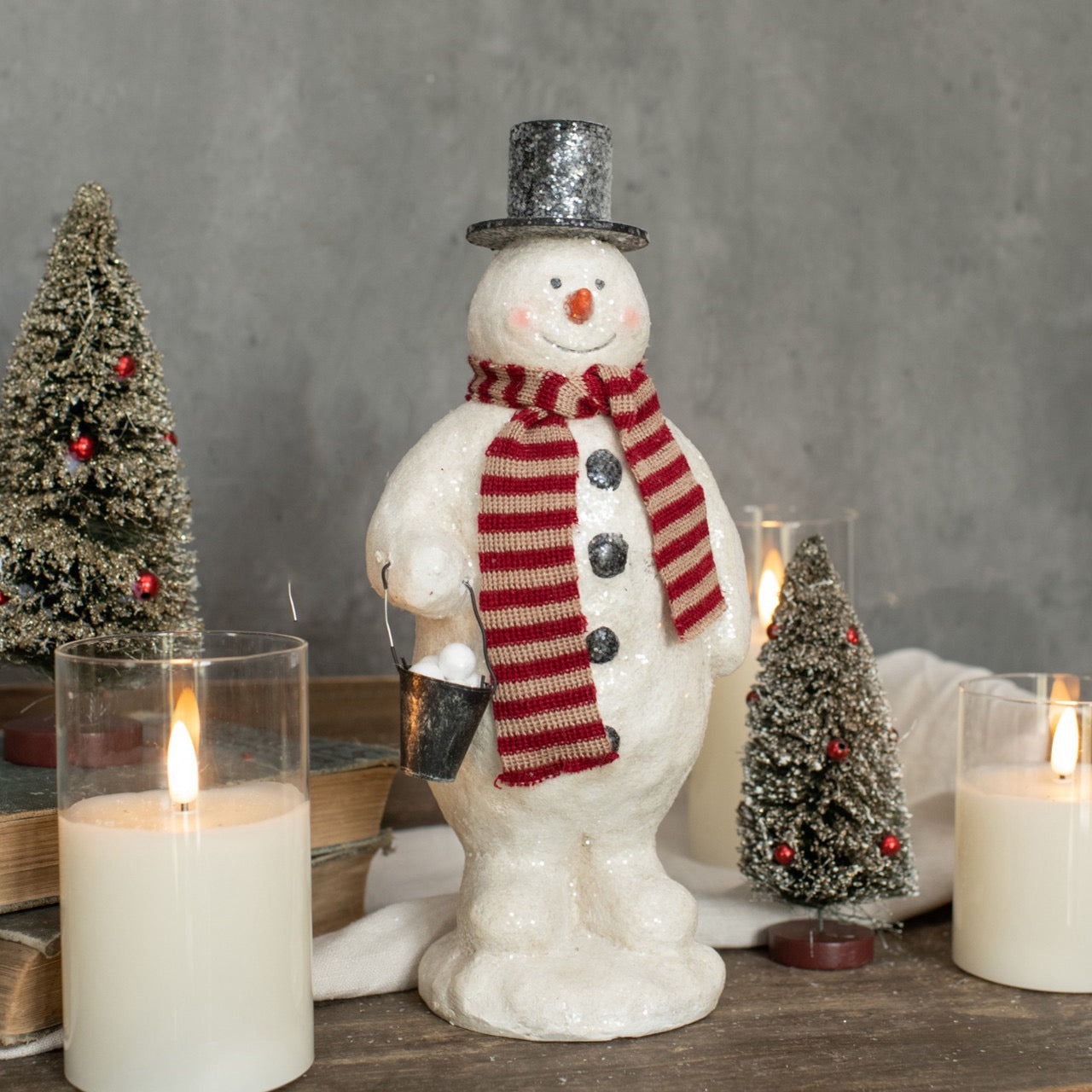 Snowmen Tabletop Decor | Candy Cane Christmas Company