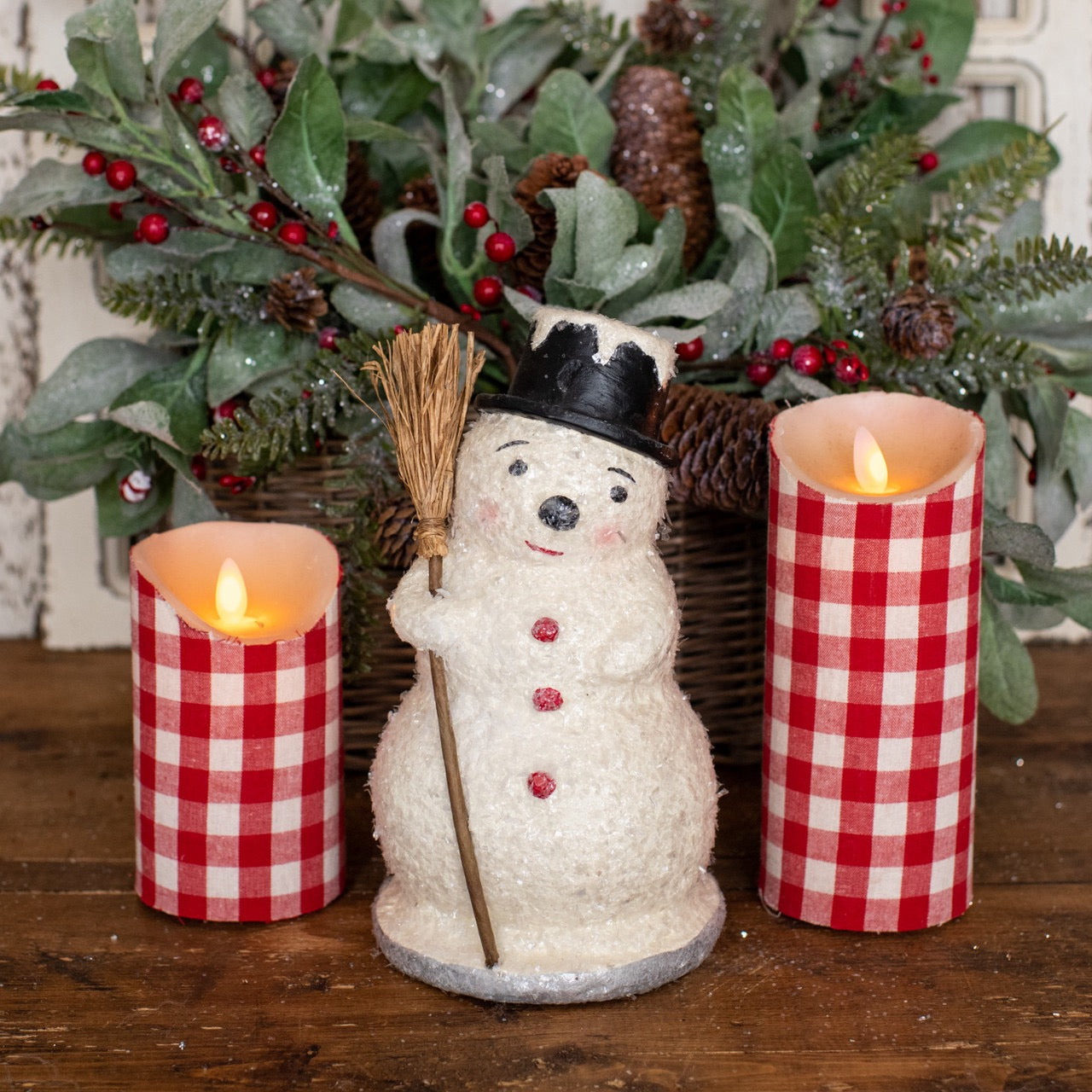 Snowmen Tabletop Decor | Candy Cane Christmas Company